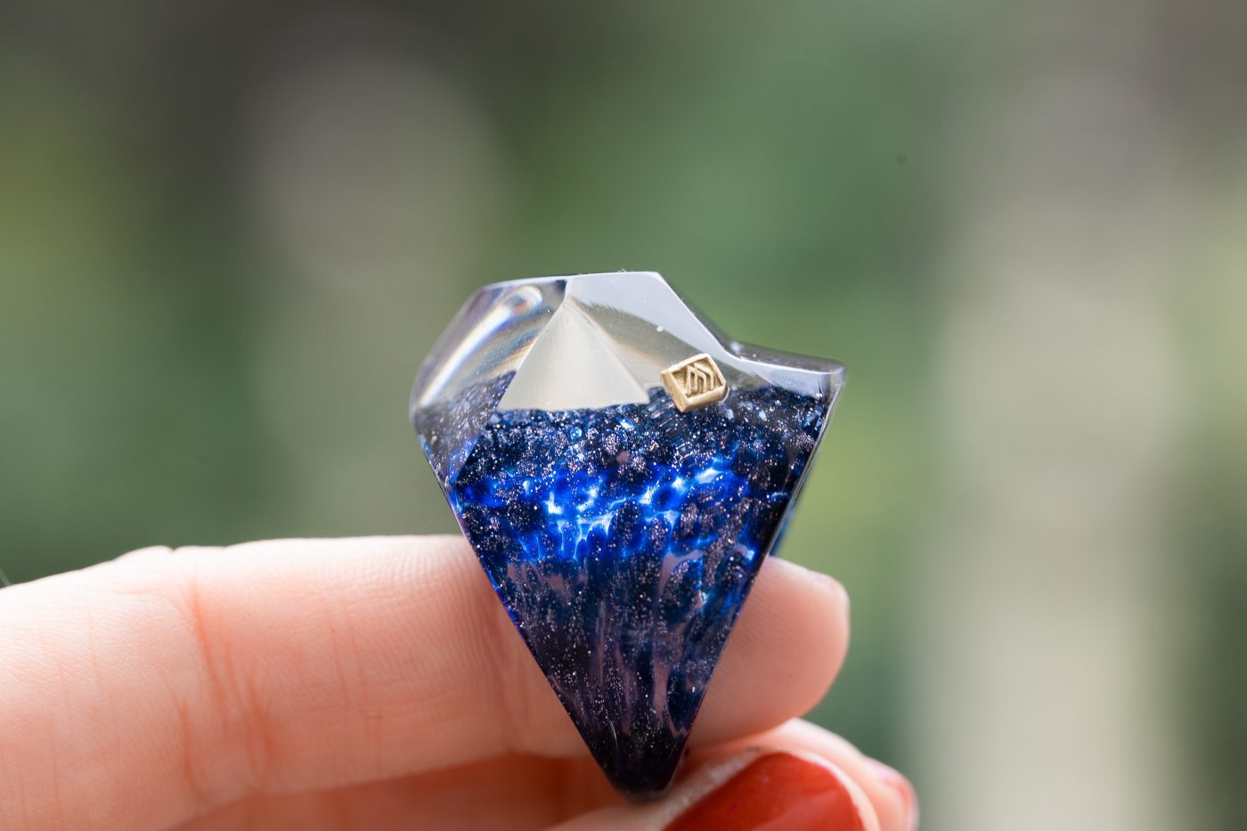 Nayibe Warchausky, Gemologue Award Winner Artistar Jewels - GEMOLOGUE ...